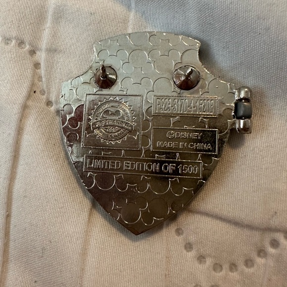 Disney | Other | Limited Edition Disney Trading Pin Peter Pan And Wendy ...